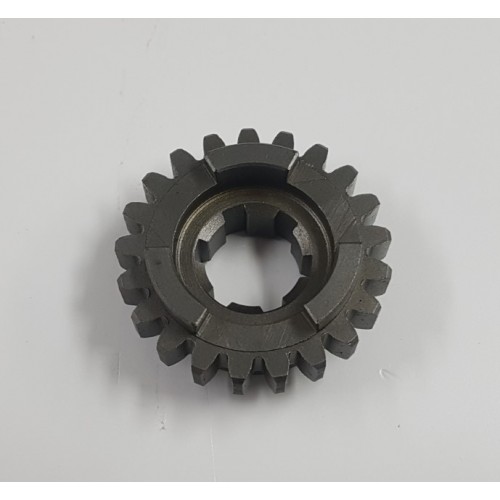 Suzuki 4th Driven Gear 24341-30001 * Motorcycles R Us